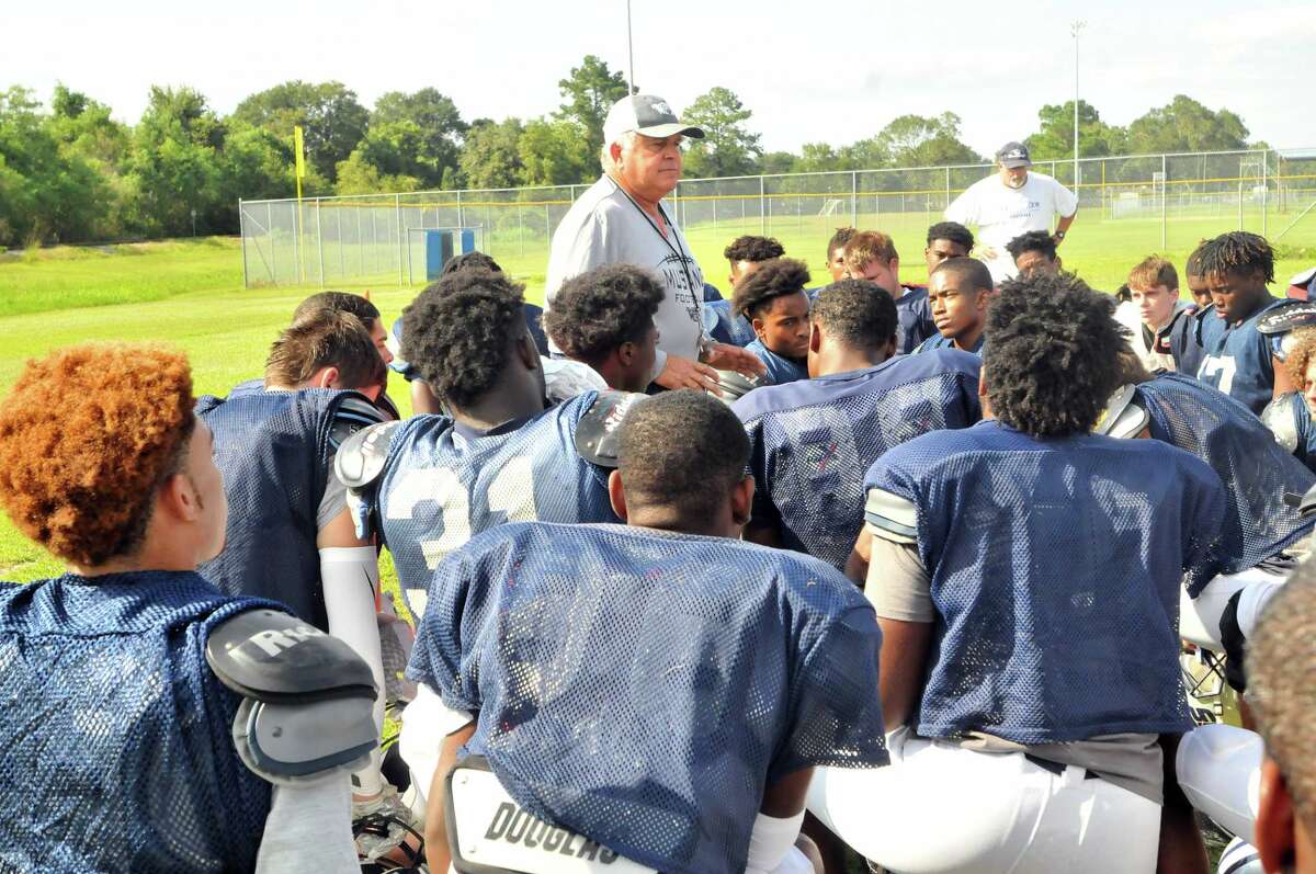 West Orange-Stark football at full strength heading into season opener