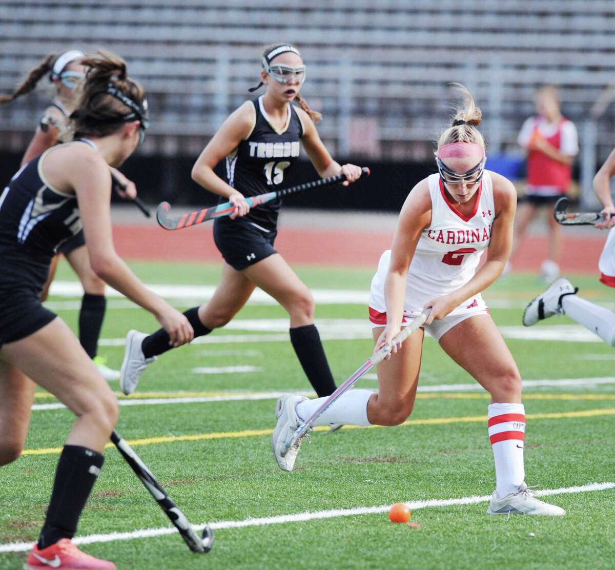 Greenwich field hockey team tops Trumbull, improves to 2-0