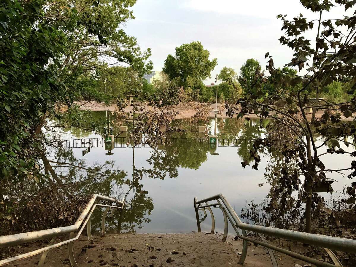 Johnny Steele Dog Park inside Buffalo Bayou Park reopens for first time ...
