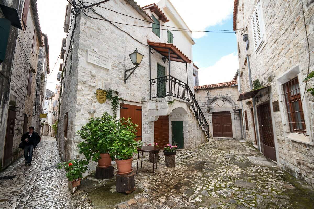 After years of war, beautiful Croatia retains the aura of the Old World