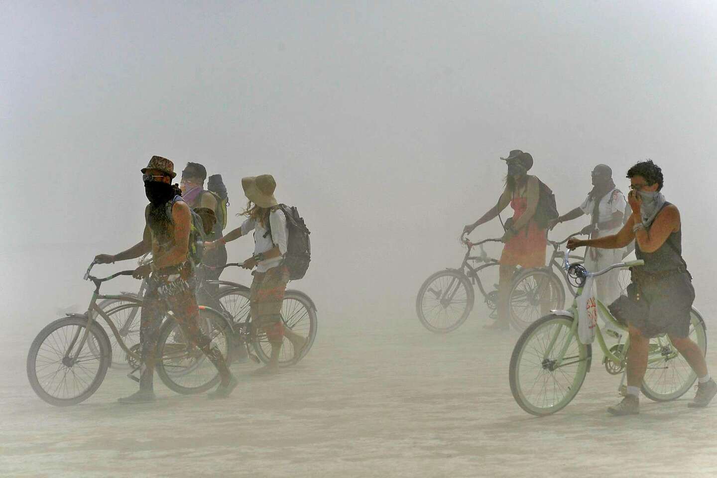 'Do not come': 50 mph dust storm, winds threaten Burning Man crowds