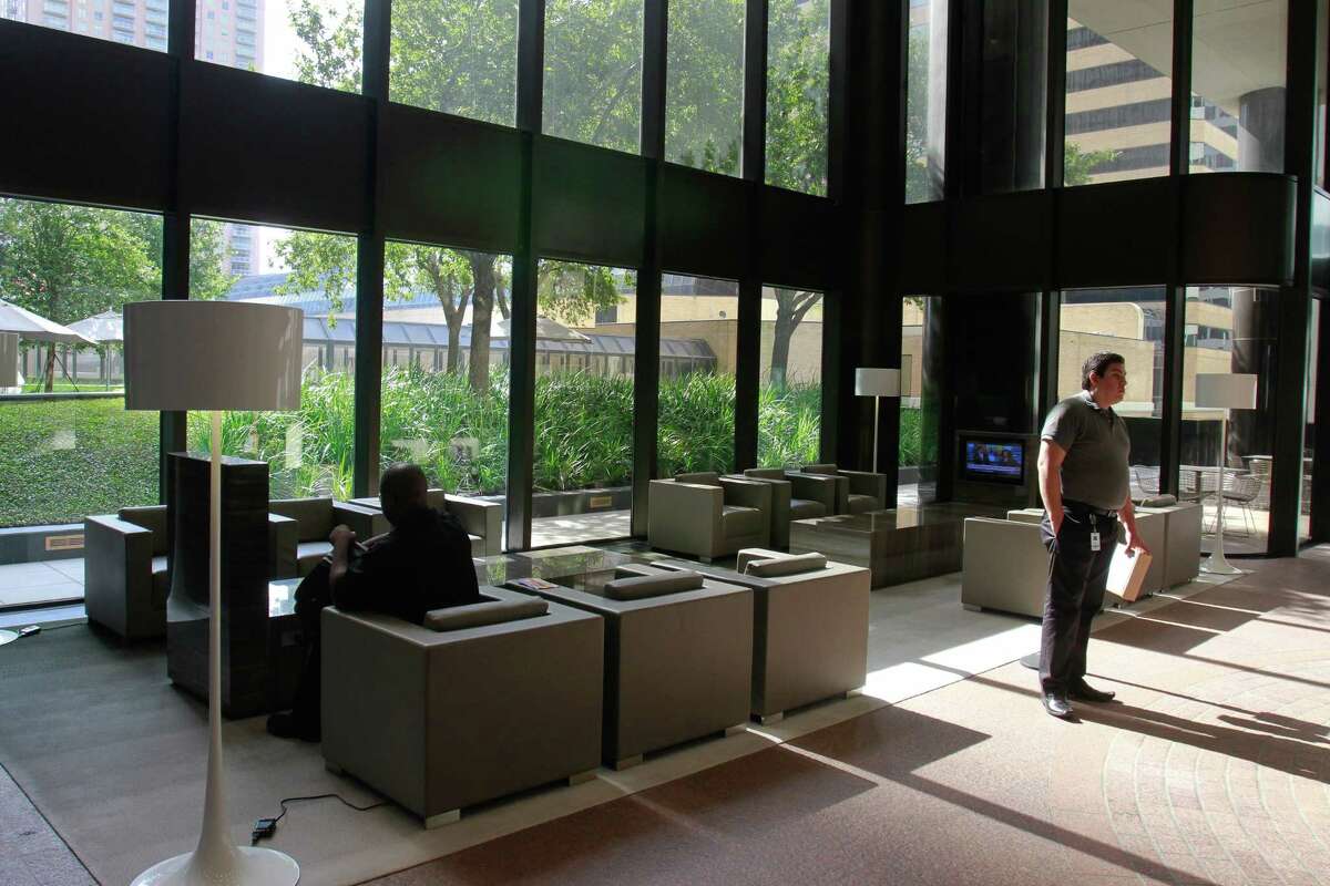 Brookfield to buy Houston Center