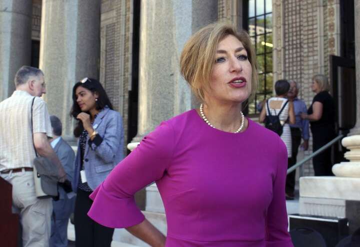 UConn President Susan Herbst to step down; teach at UConn Stamford