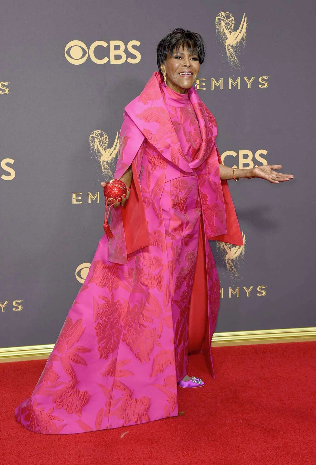 Red reigns on Emmy's red carpet