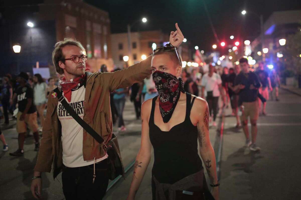 Former St. Louis police officer cleared in shooting now lives in Houston