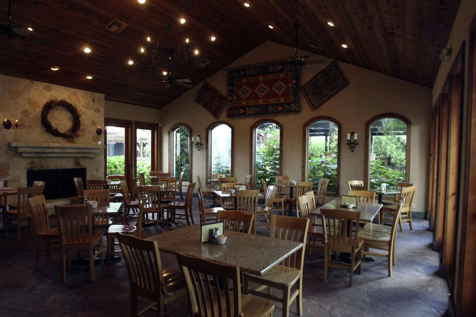 Los Barrios taking over Scenic Loop Cafe