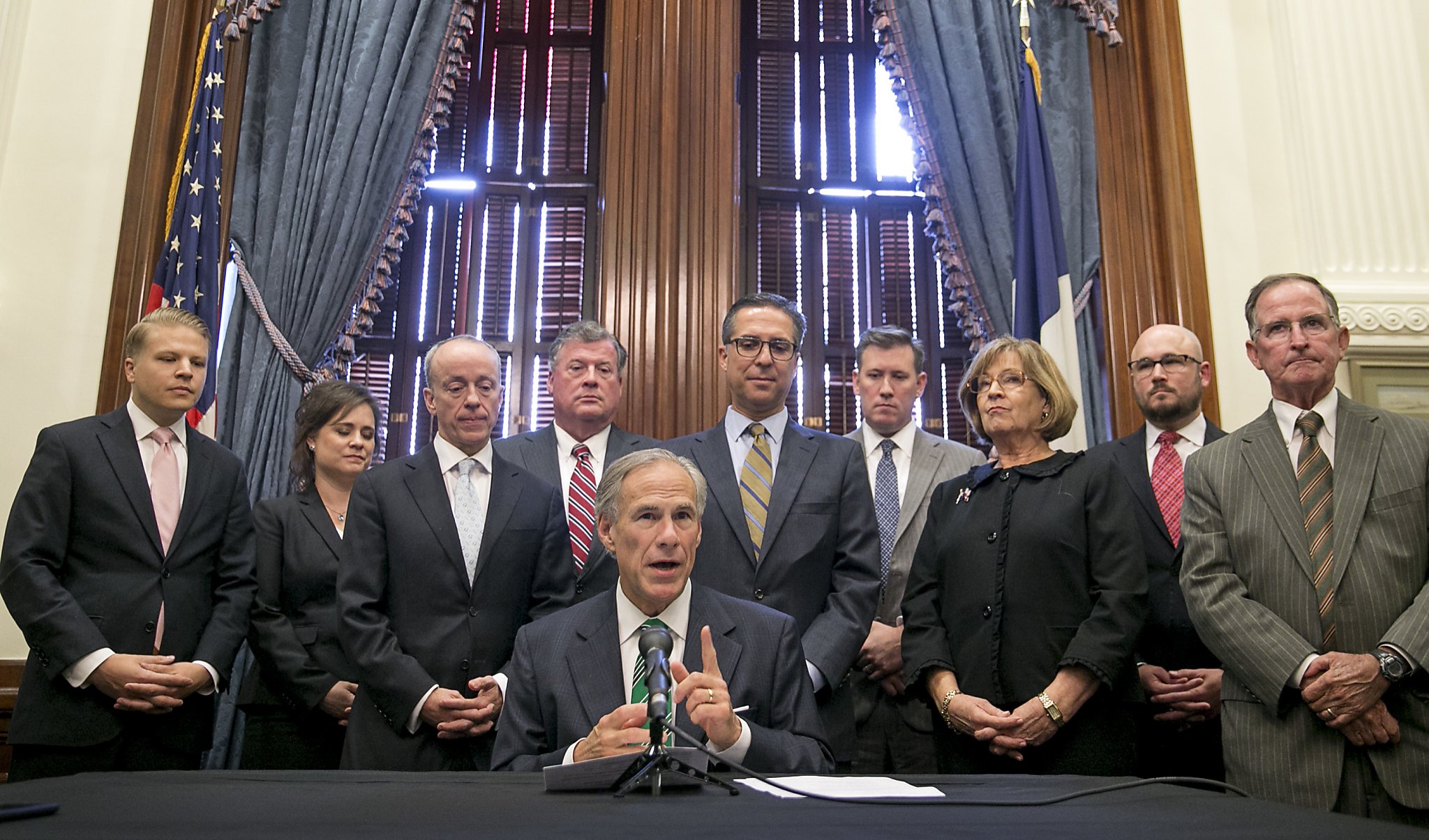 Abbott shakes up top staff, looks beyond re-election campaign