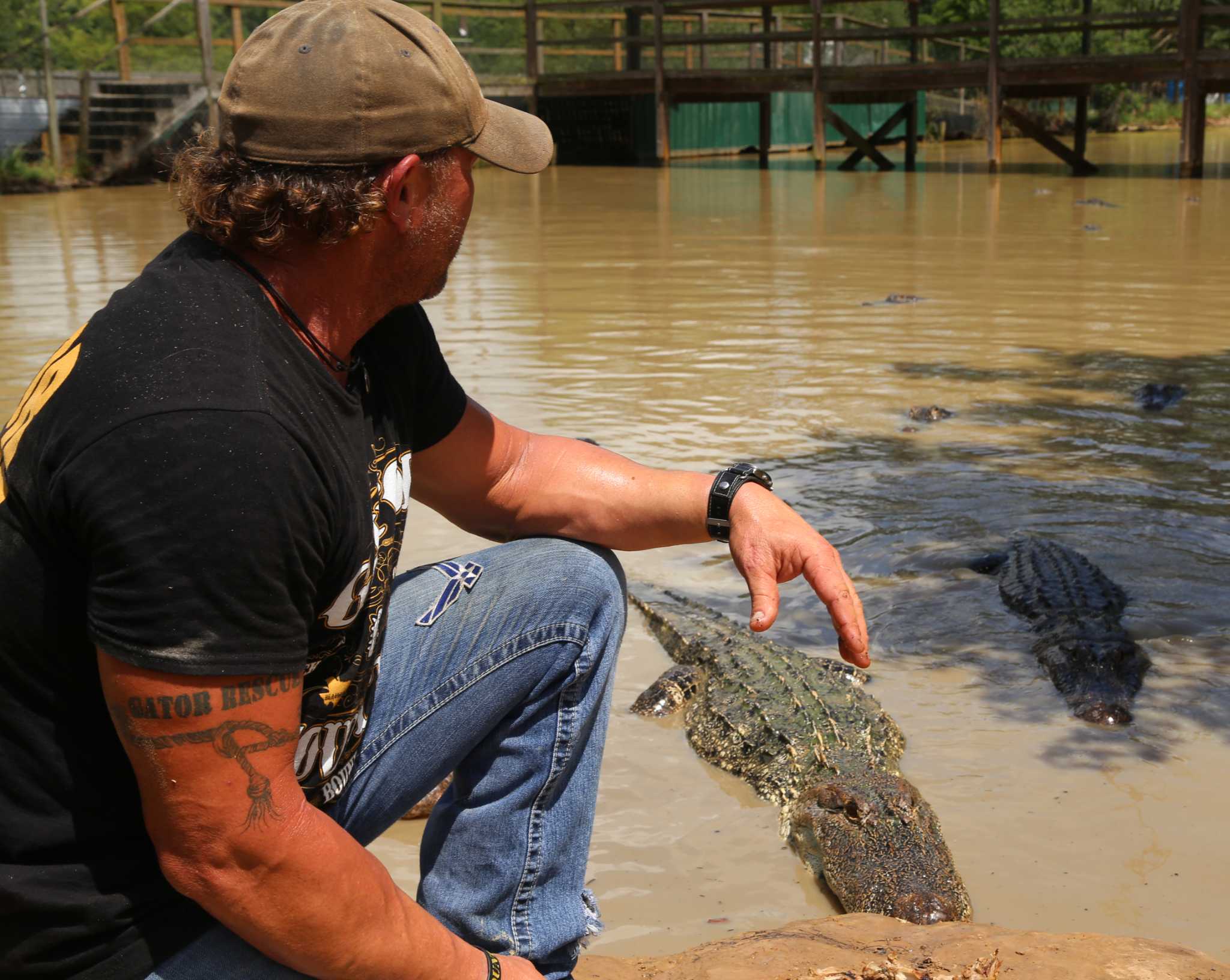 Gator Country shares sweet 'Gator Love' photo