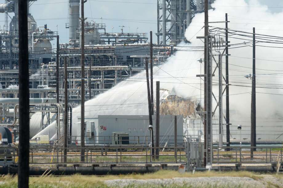 Fire at Valero Port Arthur refinery appears to damage storage tank ...