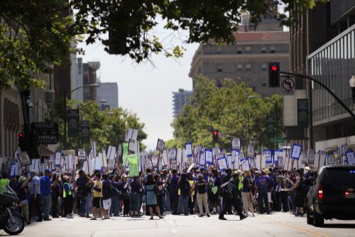 City officials say Oakland workers to strike Tuesday