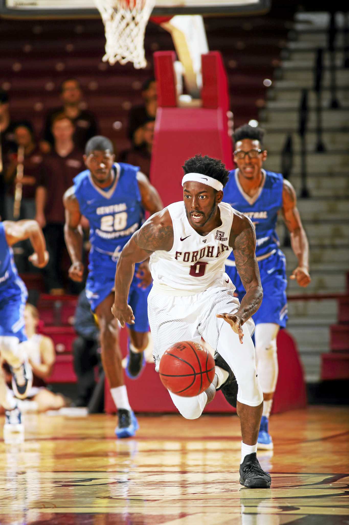 Antwoine Anderson is Huskies’ latest Mr. Big Shot