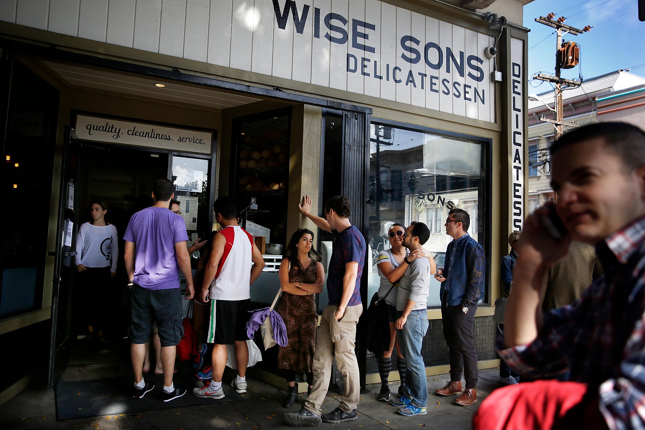 How to go to the head of the restaurant line