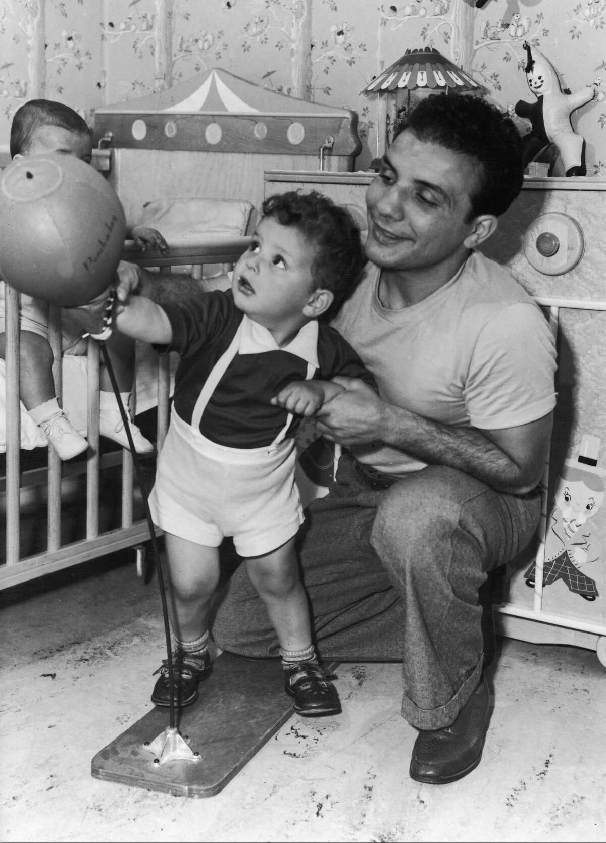 Jake LaMotta, boxer who inspired 'Raging Bull,' dies at 95