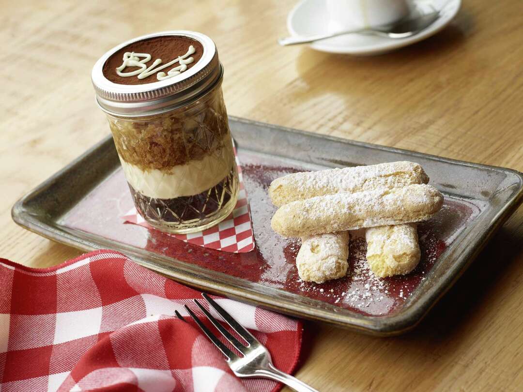 Buddy V’s sets opening date for new S.A. location