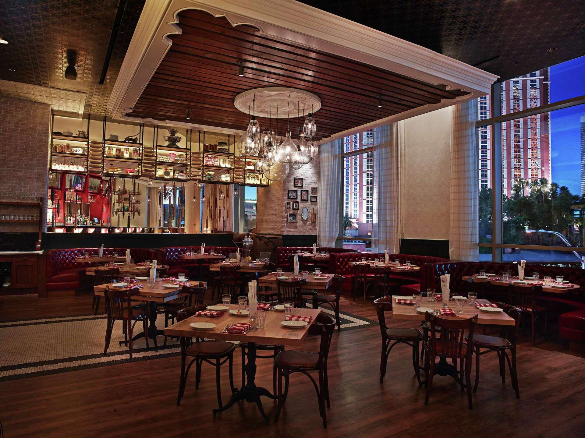 Buddy V’s sets opening date for new S.A. location