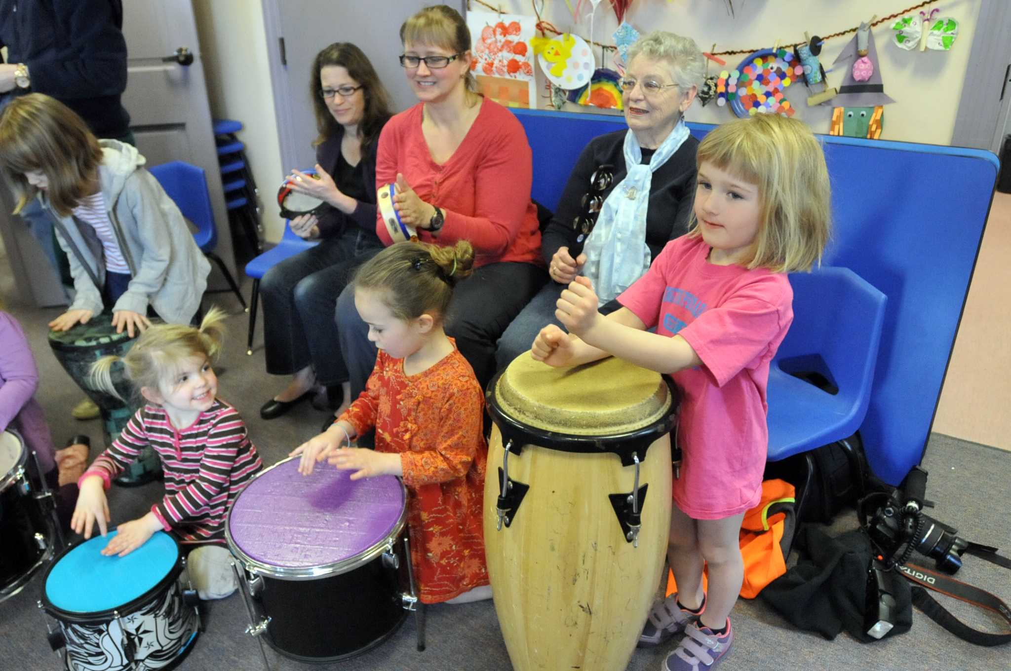 Photos of 'Fun with Rhythms' at Gunn Memorial Library in Washington