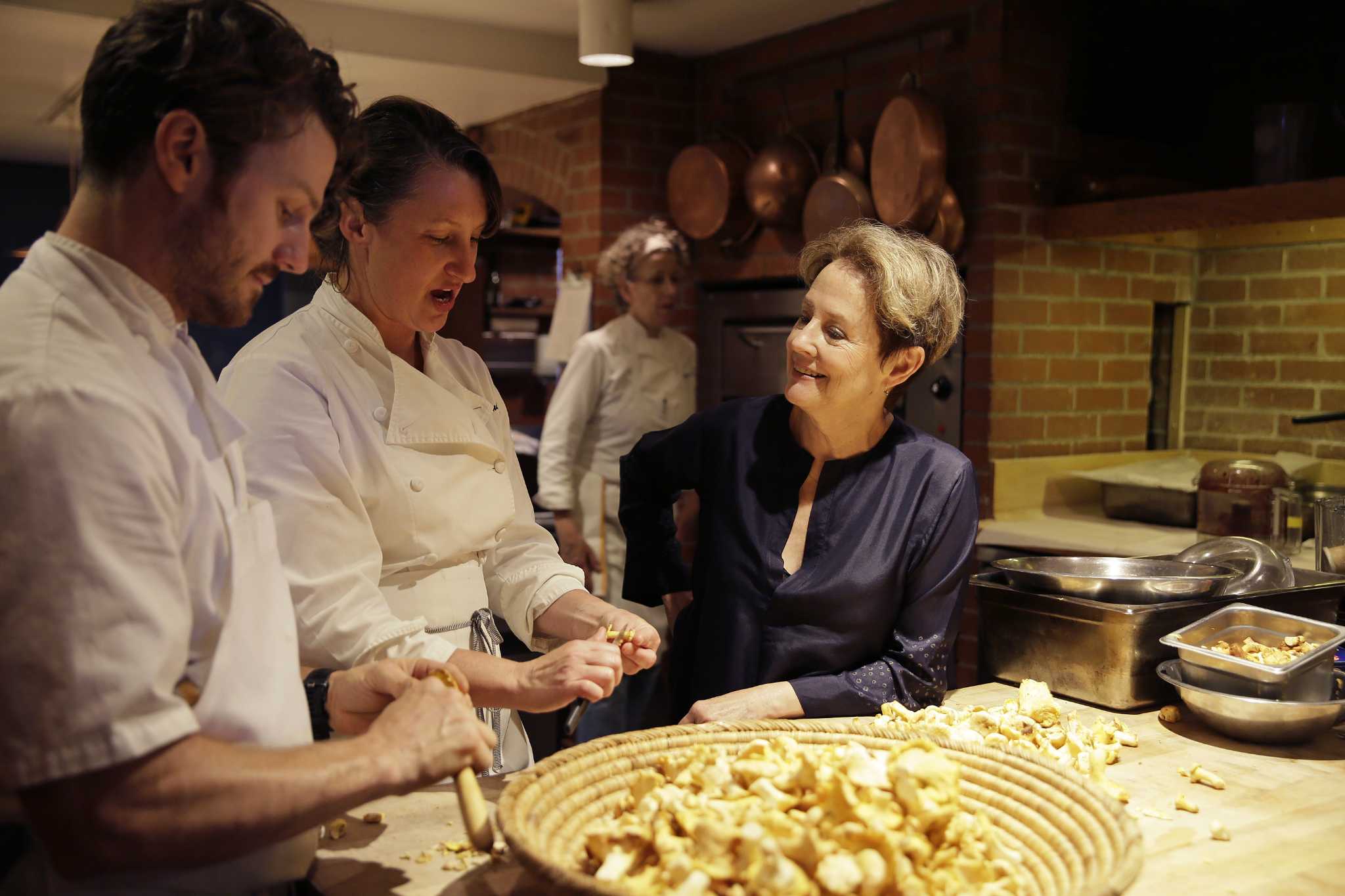 Chef Alice Waters' memoir tells tales of her youth and loves
