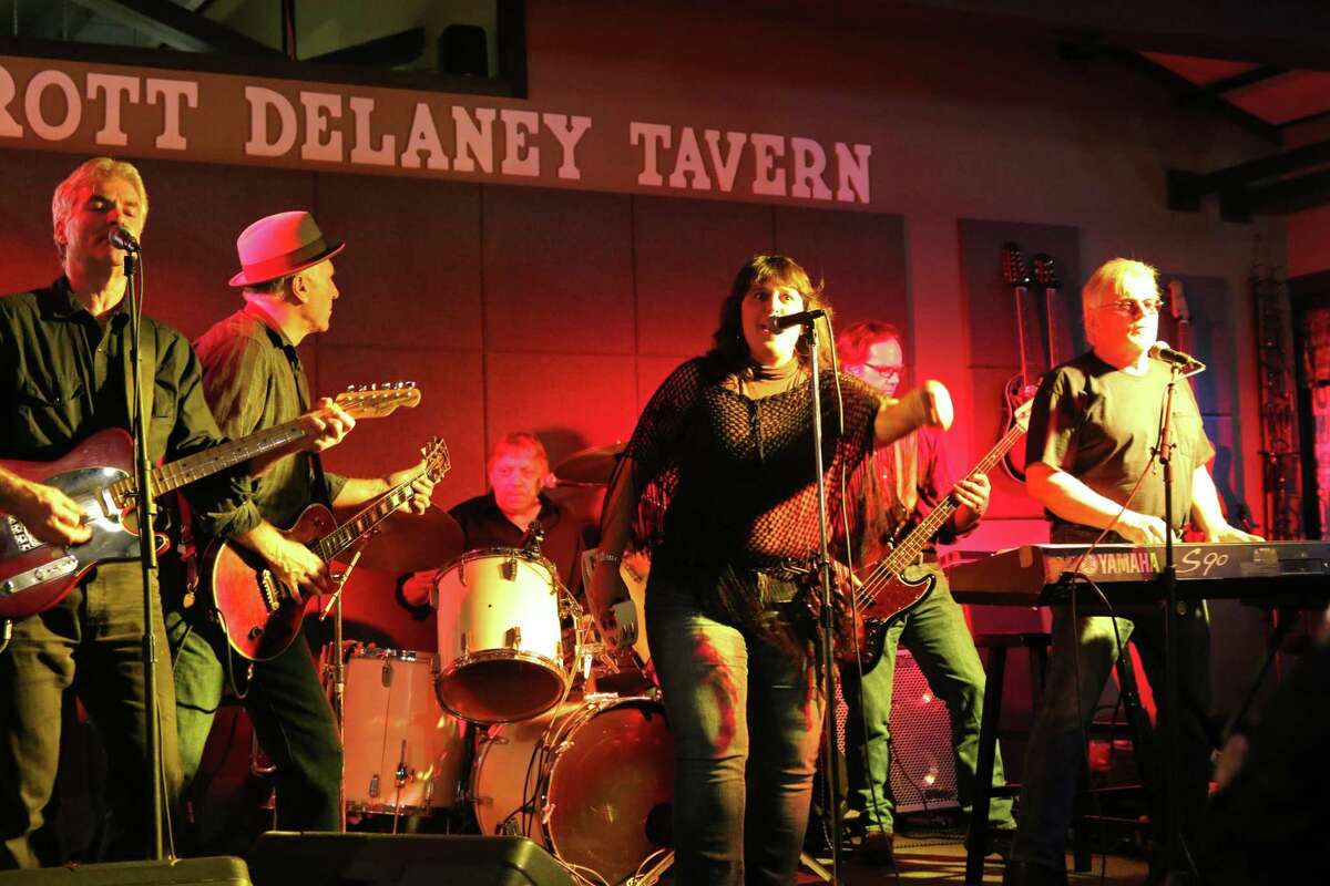 Photos: Fountainhead plays at Parrott Delaney Tavern in New Hartford