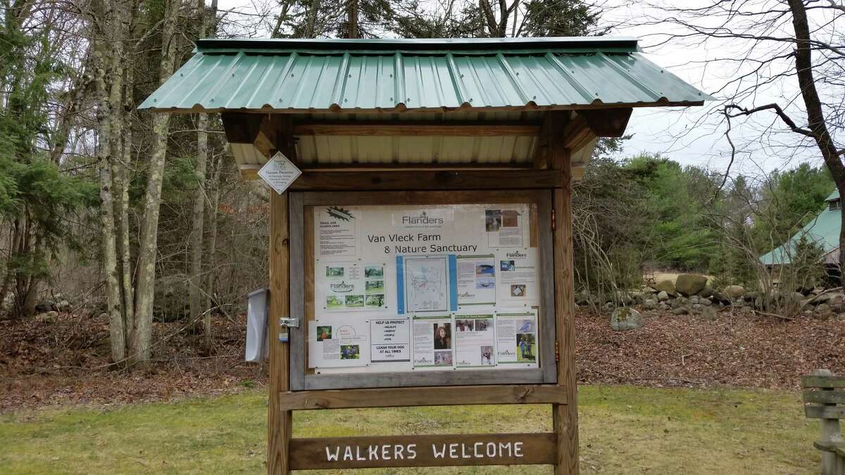 PHOTOS of Flanders Nature Center & Land Trust in Woodbury