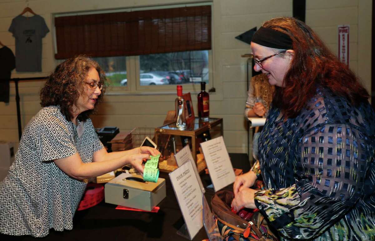 Photos from Bourbon and Bluegrass fundraiser in Litchfield