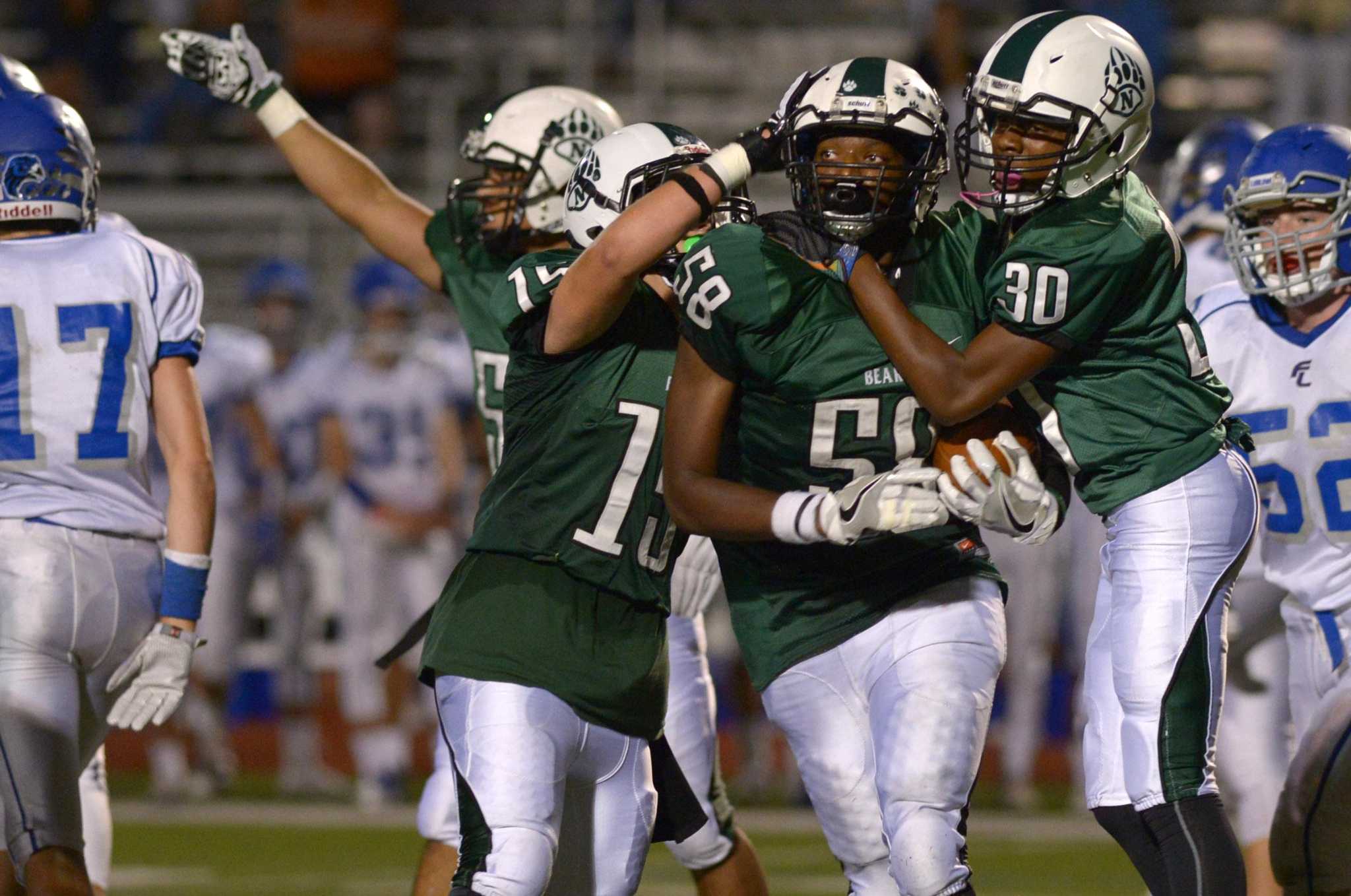 Norwalk football defeats Ludlowe