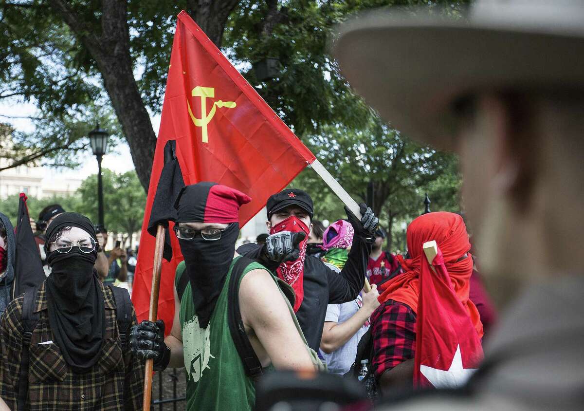Counter-protest turns rowdy on Capitol grounds