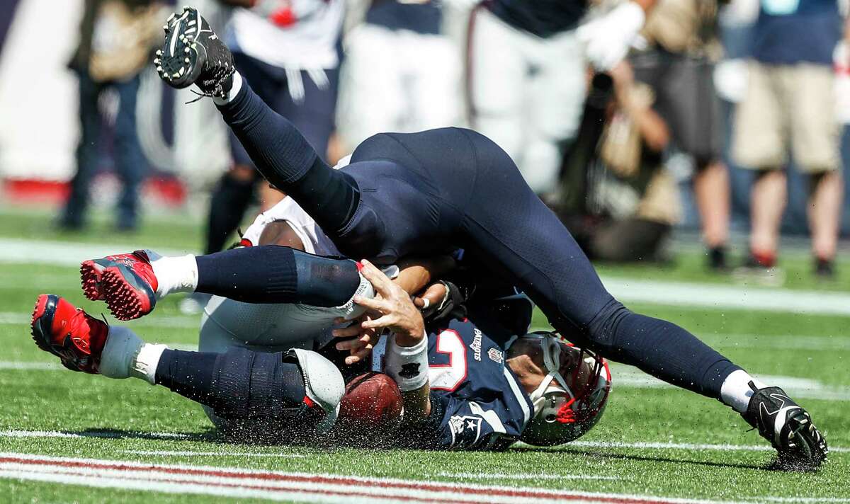 Patriots QB Tom Brady lets play do the talking in comeback win over Texans