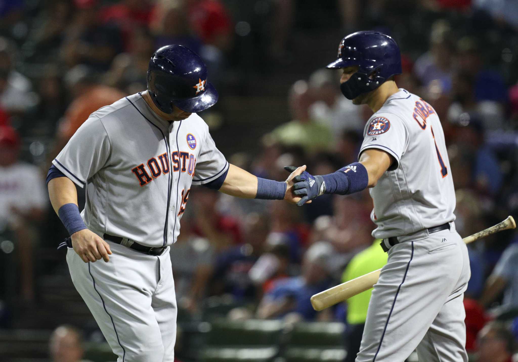 Astros close in on clinching No. 2 seed after win over Rangers