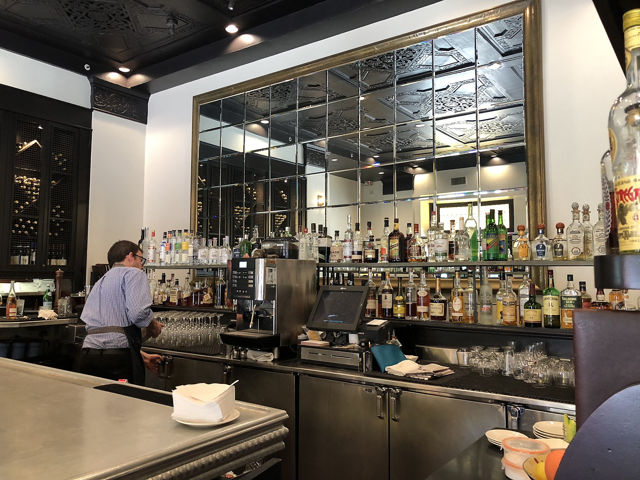 Scala’s Bistro remodel strips charm from Union Square restaurant