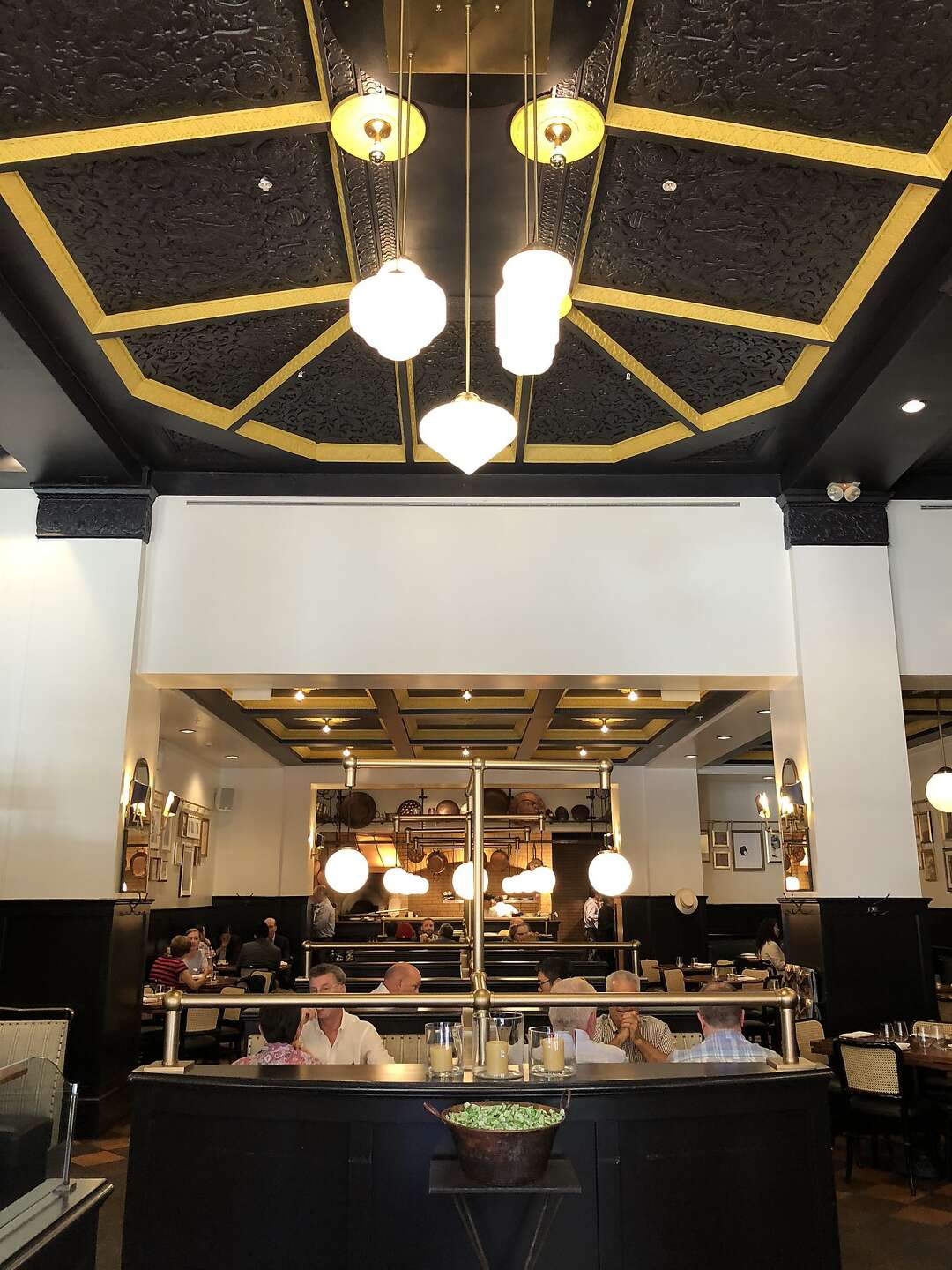 Scala’s Bistro remodel strips charm from Union Square restaurant