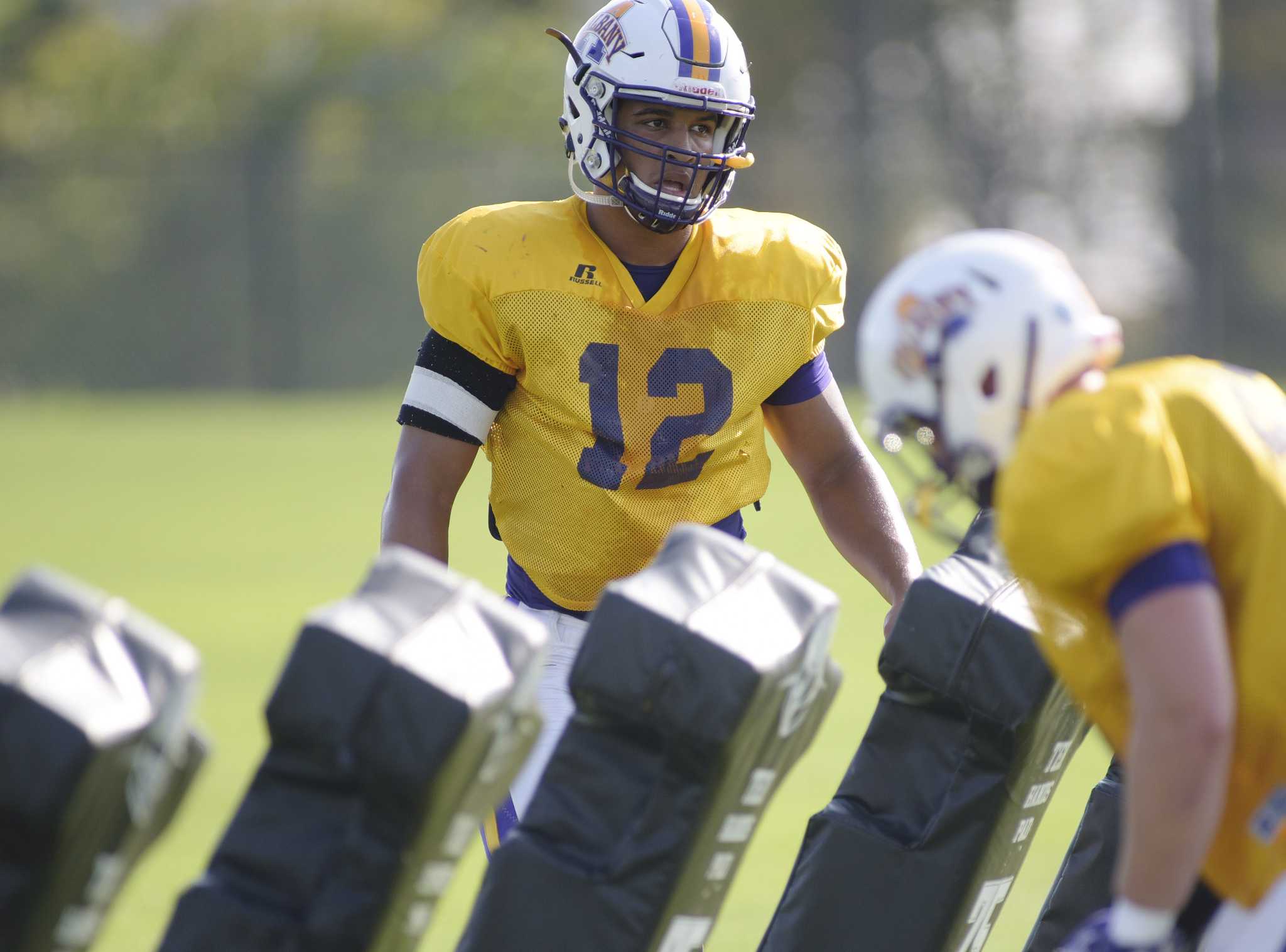 UAlbany football's Eli Mencer learning at linebacker