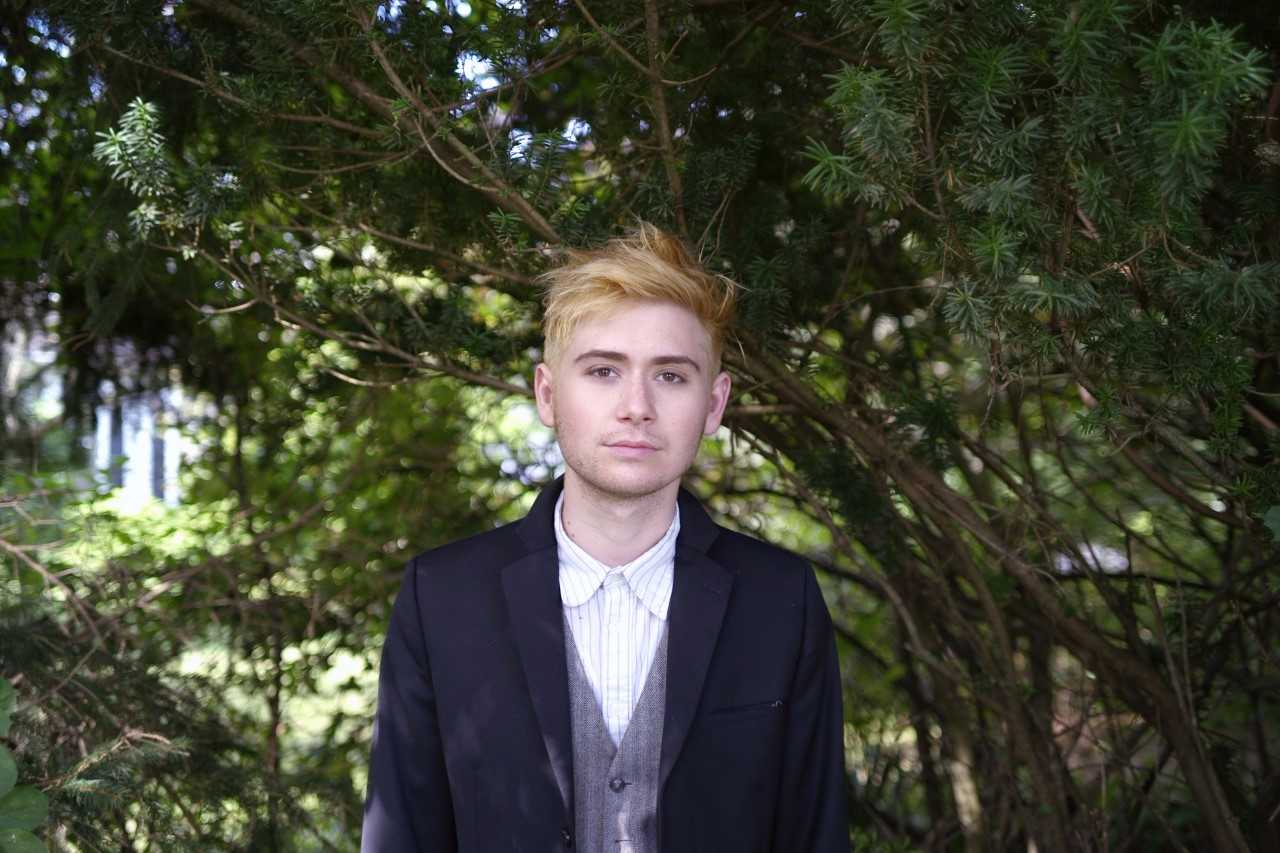 Local musician eschews digital production in making albums