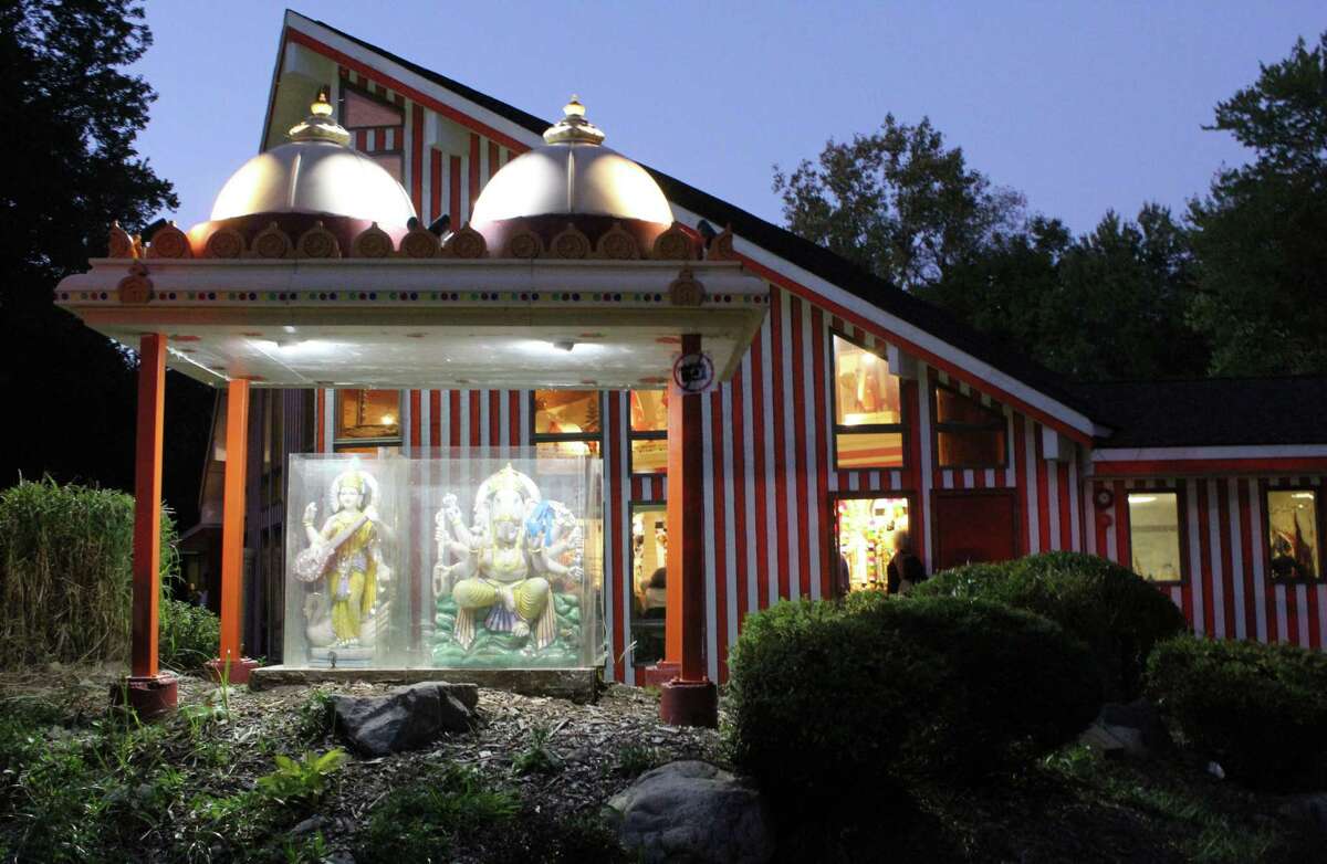 Community responds to Hindu temple vandals in show of solidarity