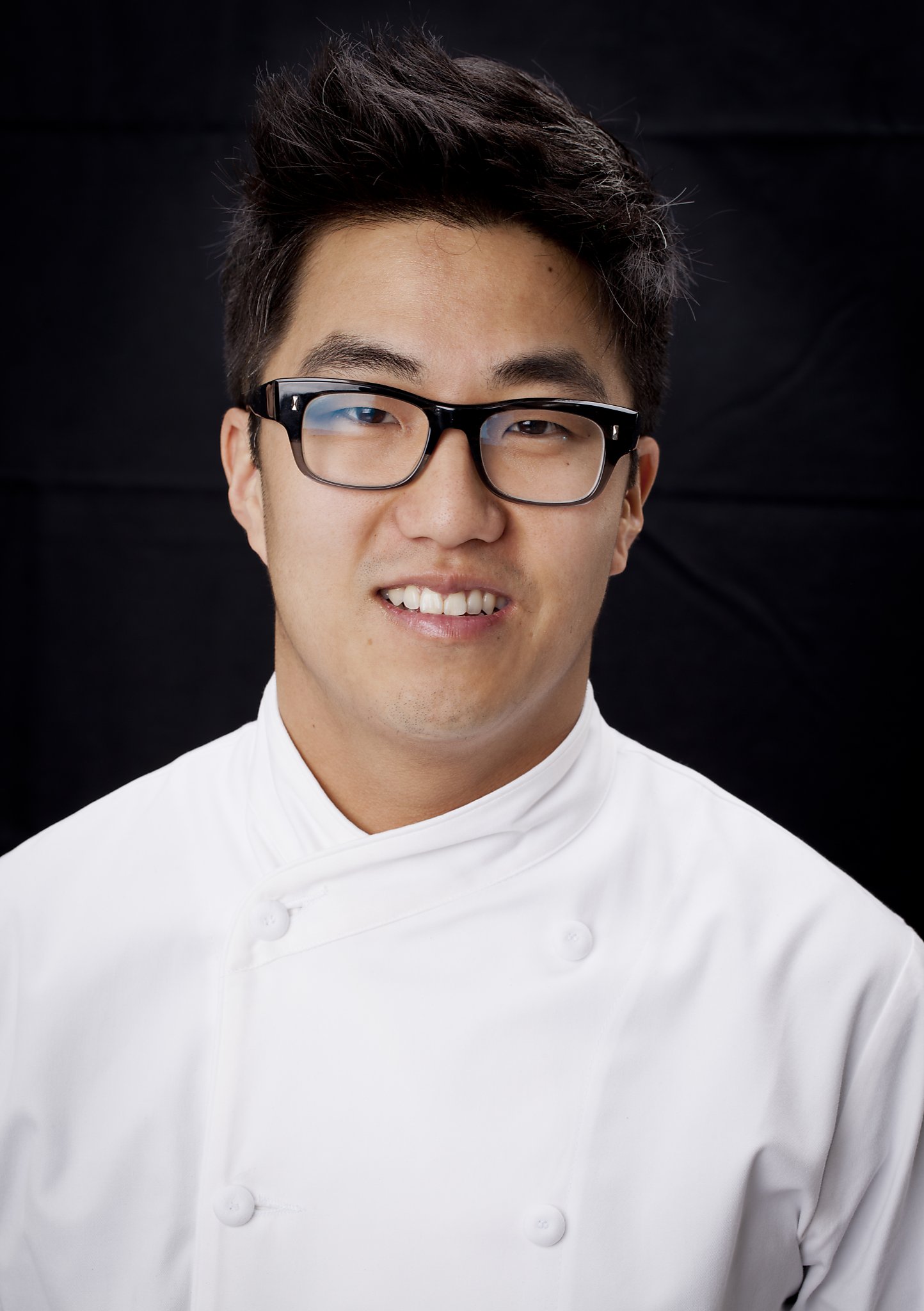 Robin Song’s fire-focused Gibson ready to open
