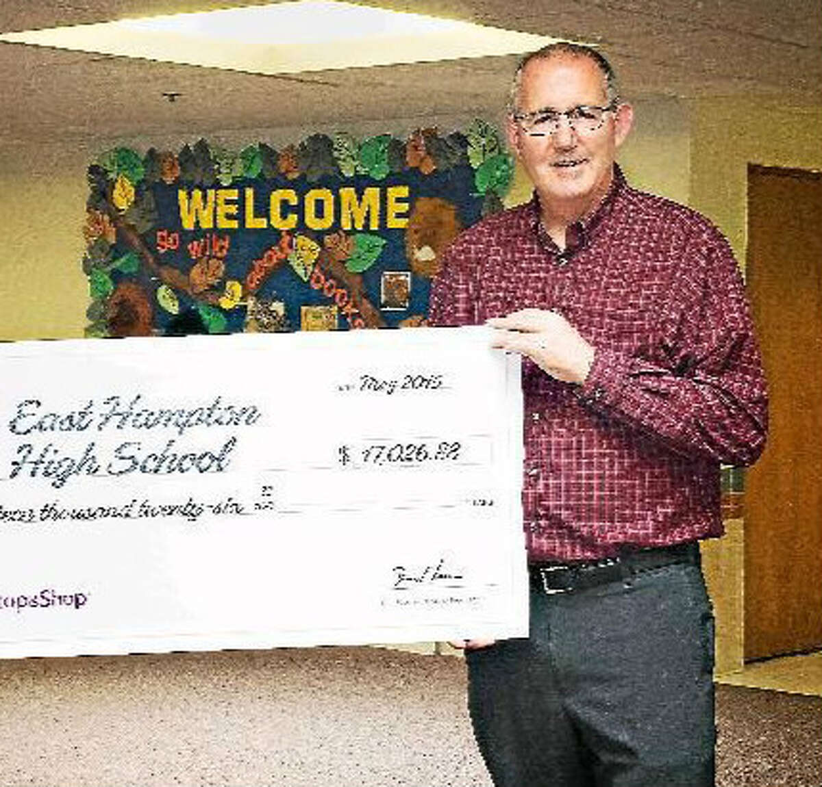 PHOTOS: Memorial for East Hampton High Principal John Fidler