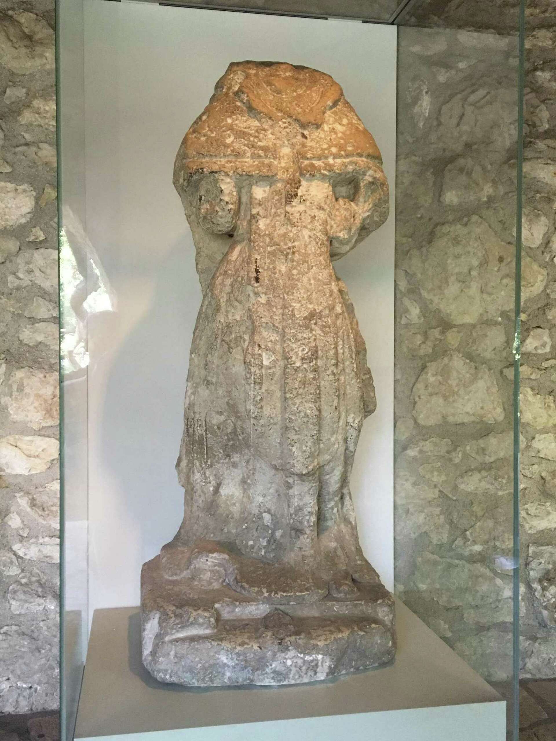 Remembering Alamo statues