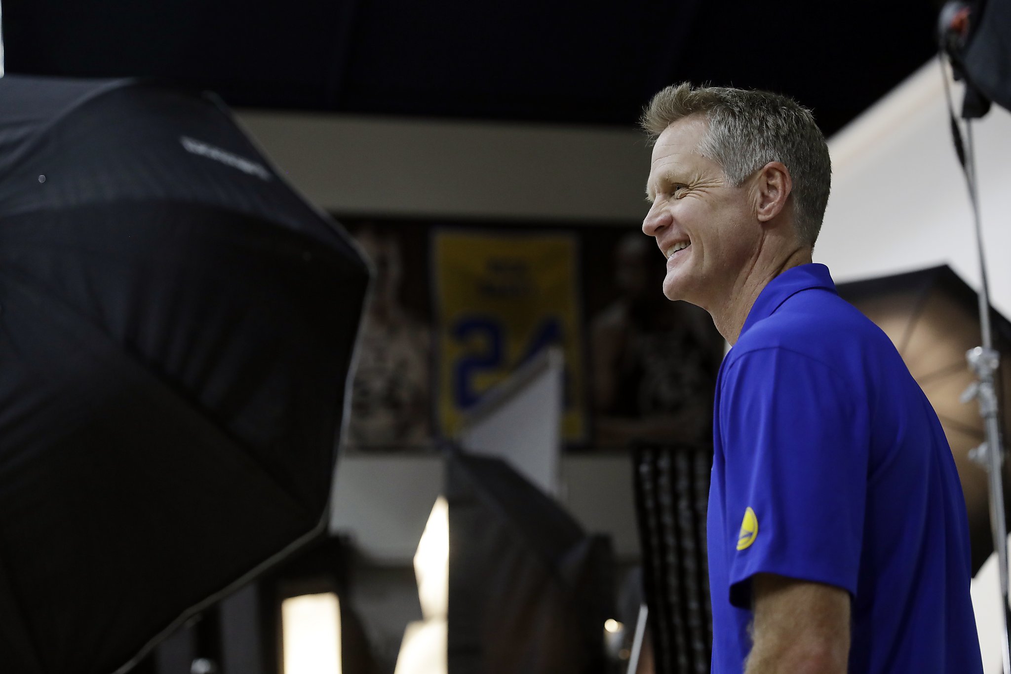 Steve Kerr happy to be back at Warriors practice after passport issue