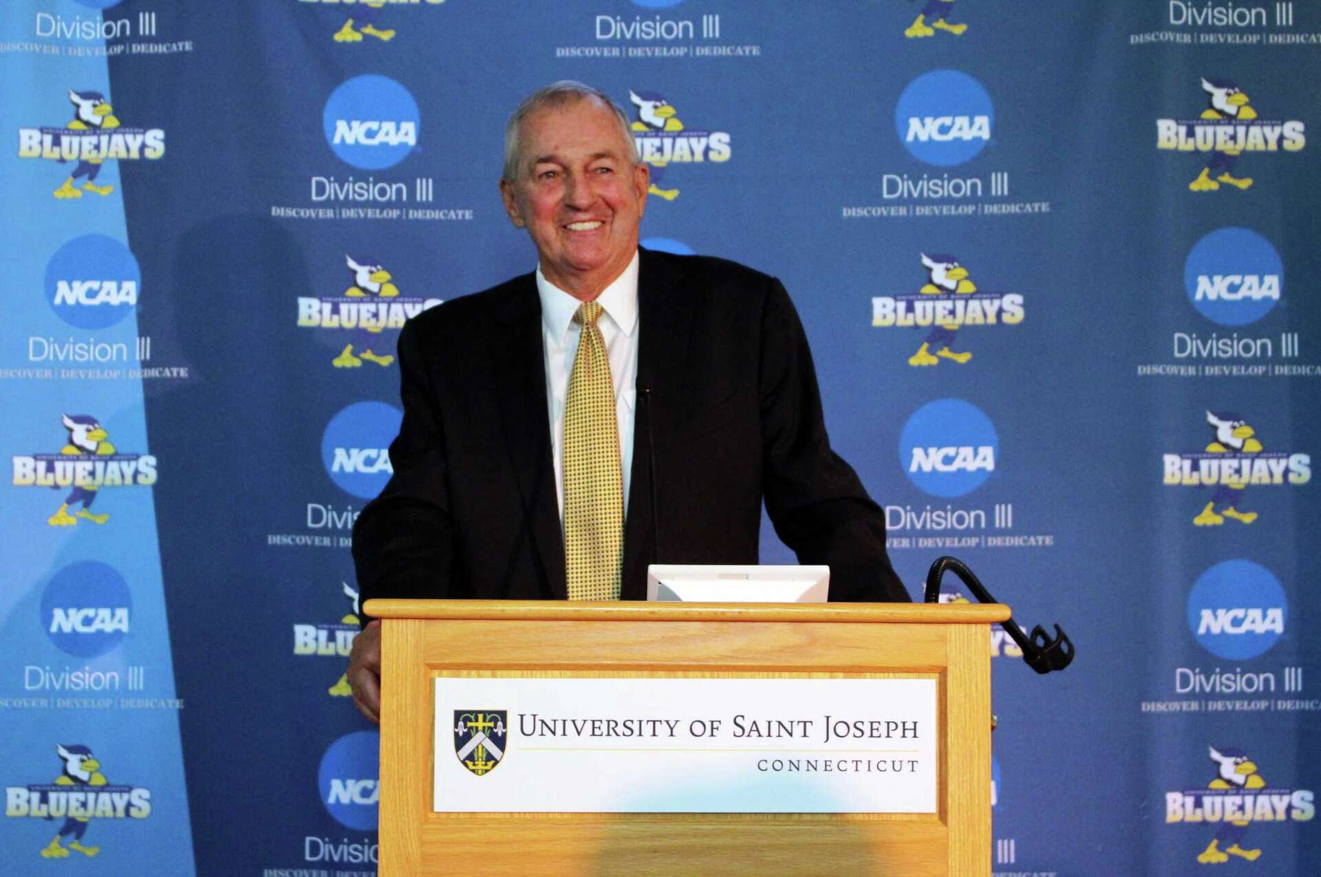 Former UConn coach Jim Calhoun hired by University of Saint Joseph