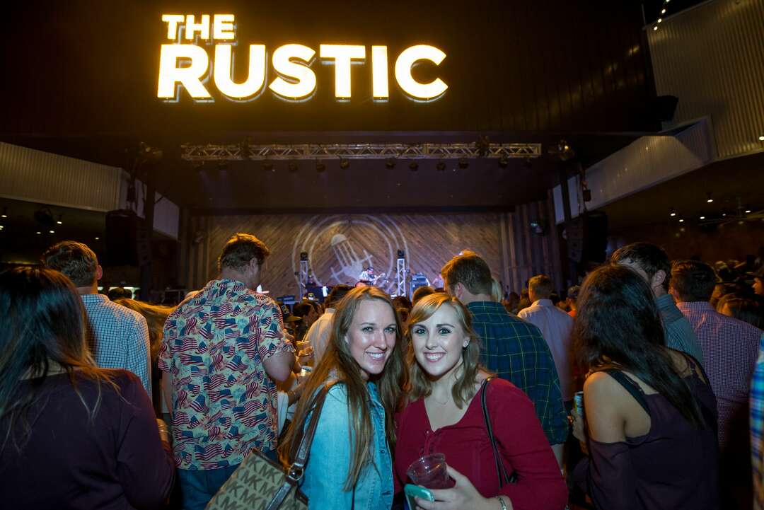 The Rustic makes grand opening in S.A with Pat Green performance
