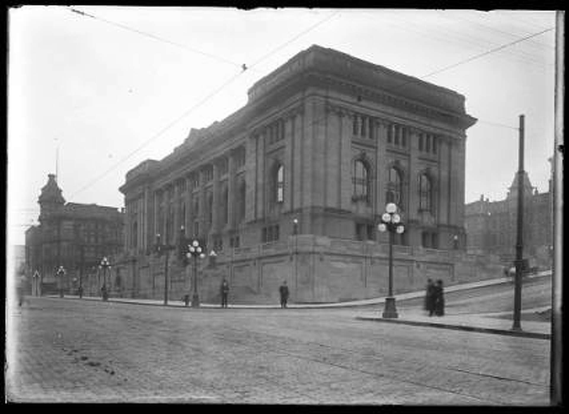 Seattle in 1910: Historic photos show its young, urban landscape