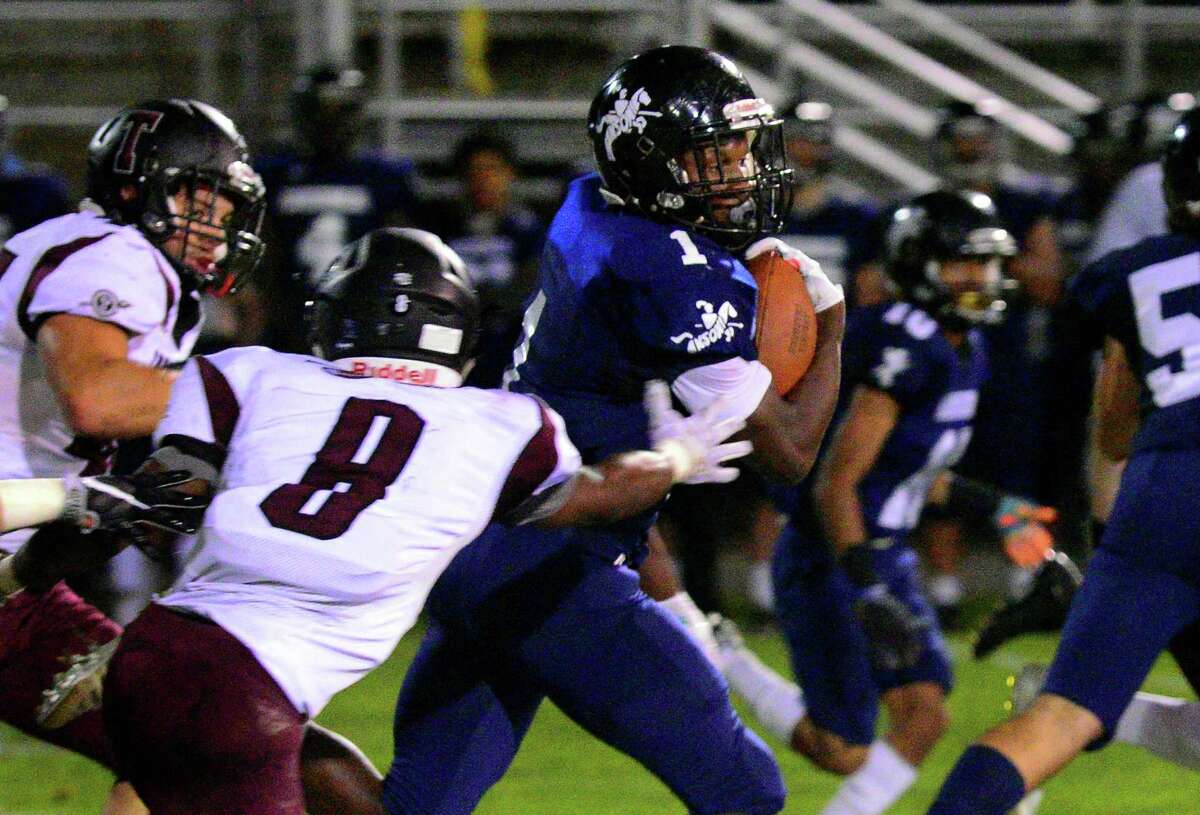 Ansonia routs Torrington for state-record 800th football win