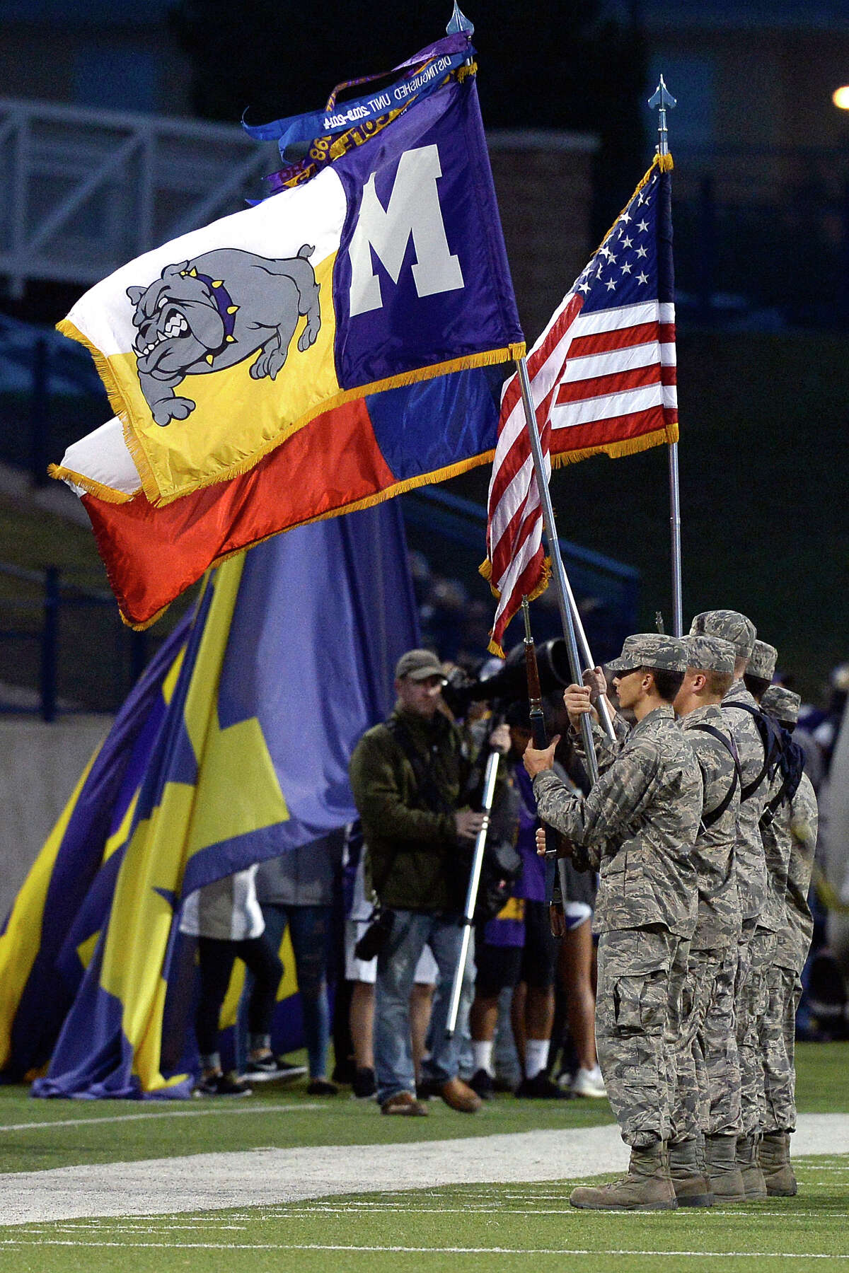HS Football: Midland vs. Lee