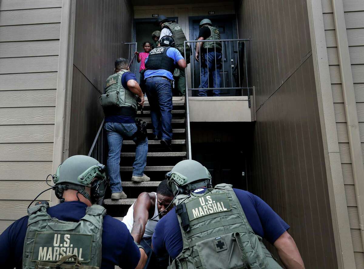 Manhunters: Fugitive task force pounds the pavement in search of criminals