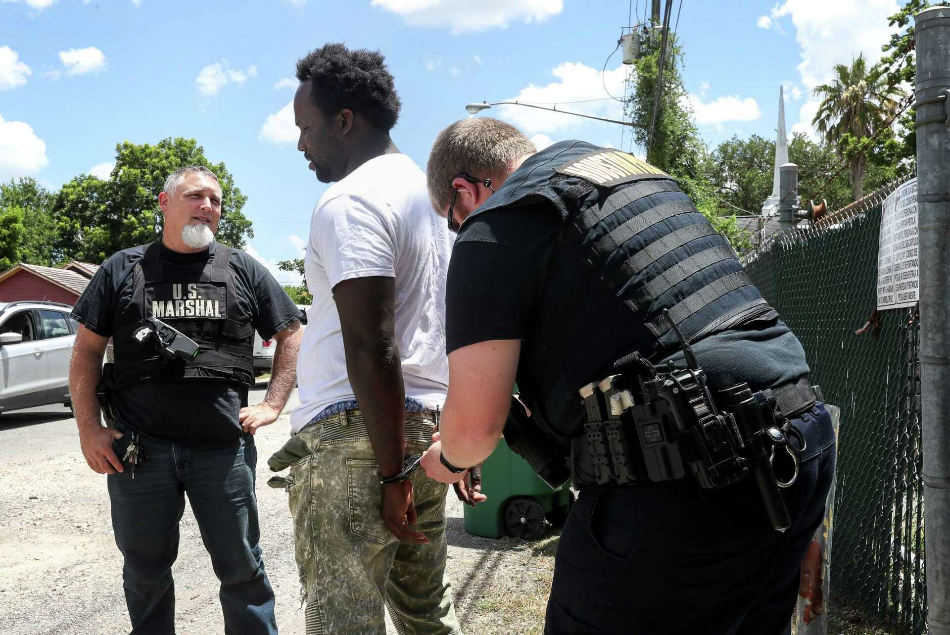 Manhunters: Fugitive task force pounds the pavement in search of criminals