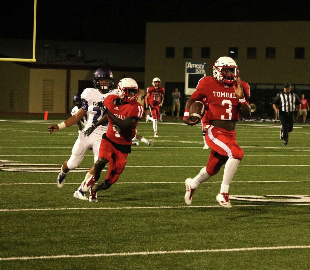 Dark Ages of Tomball Football over, with the Cougars 4-0