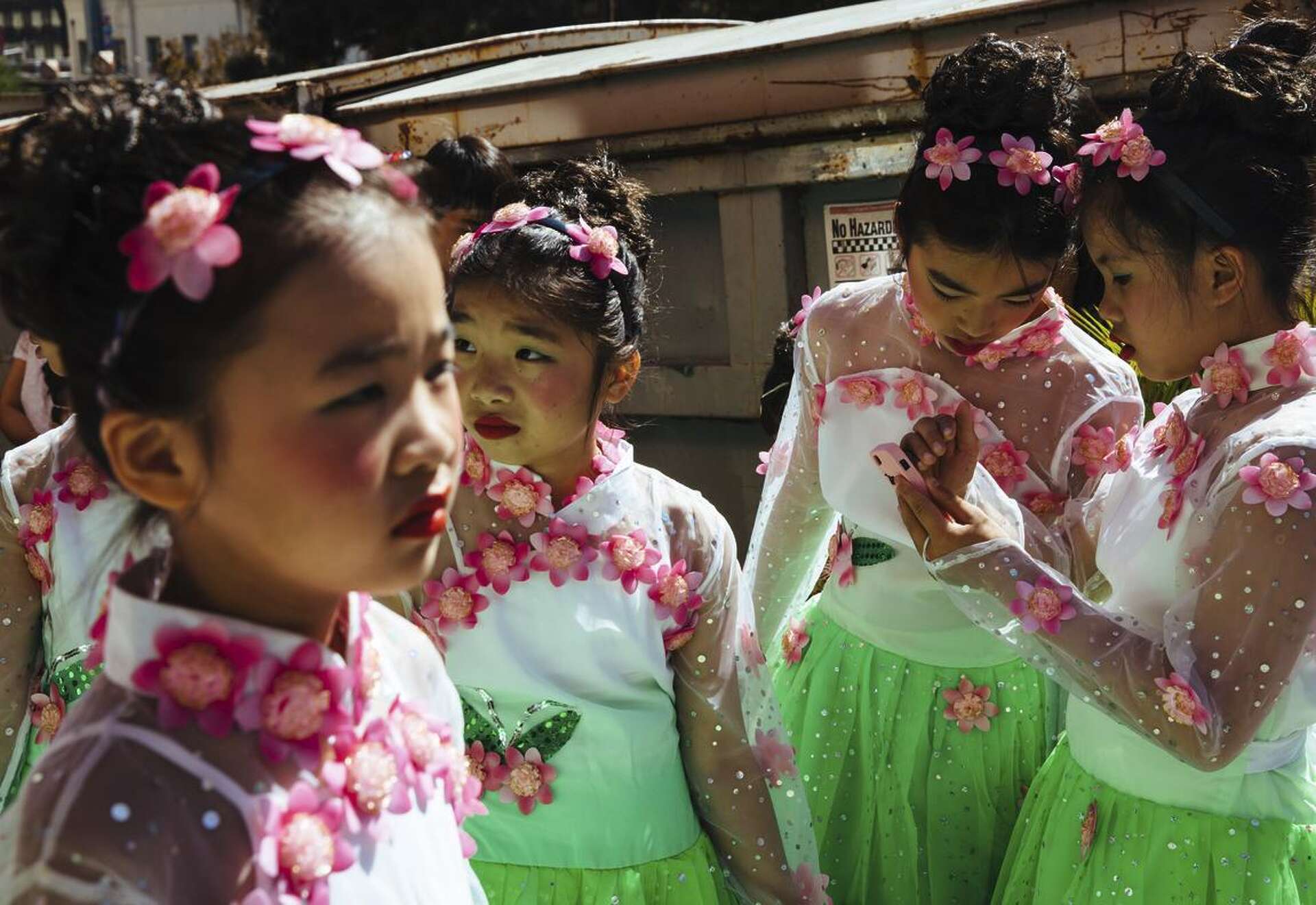 Autumn Moon Festival brings crowds to Chinatown’s Grant Avenue in SF