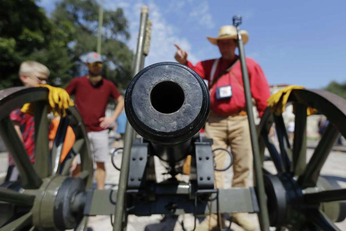 Live Alamo cannon fire commemorates launch of Texas Revolution
