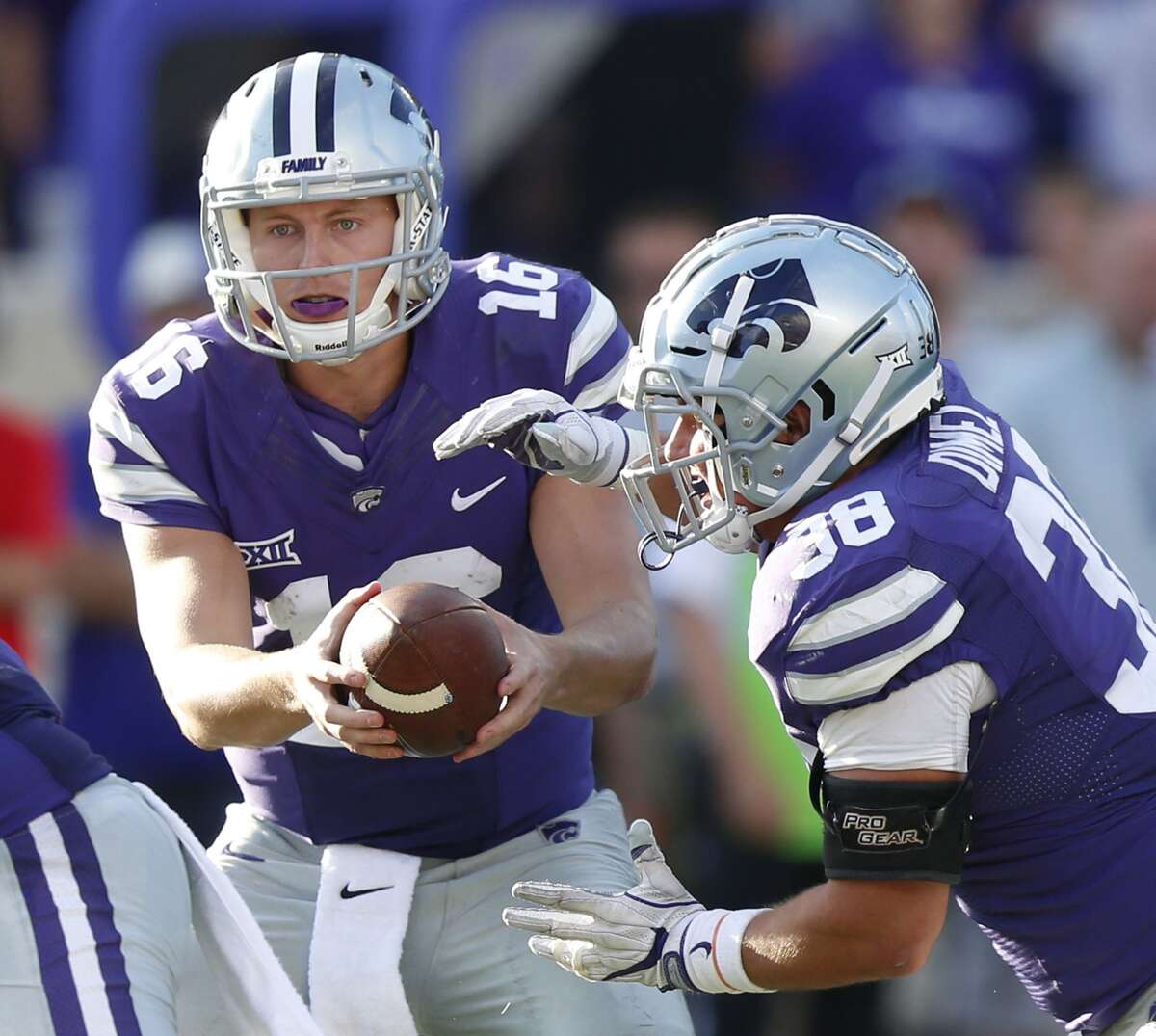 Ground game leads Kansas State past Baylor
