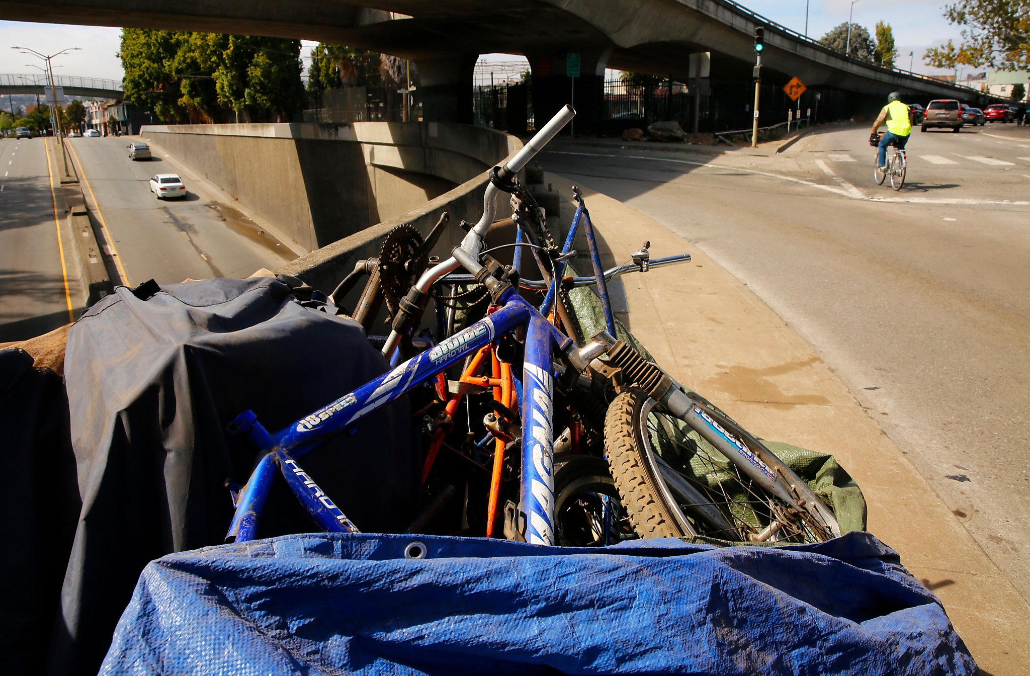 SF proposal targets bike ‘chop shops’ as advocates for homeless object