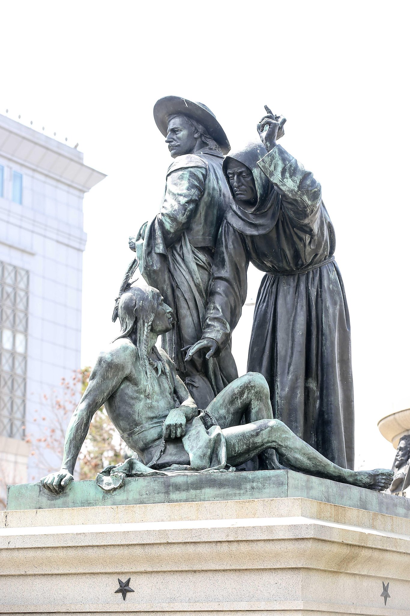 Editorial: 2 public statues show how to mask and publicize harsh history